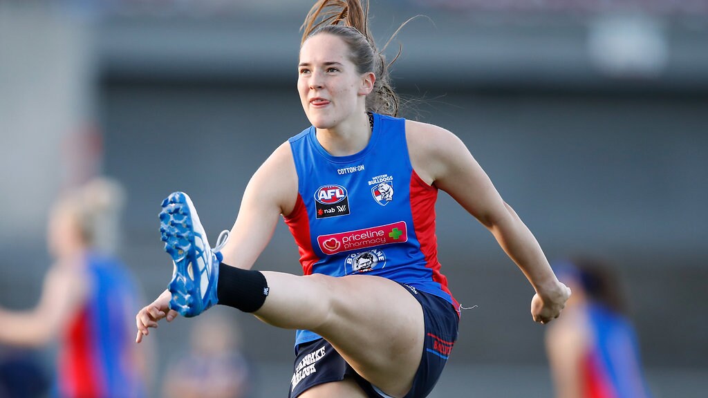 Victorian AFLW players granted permission to train