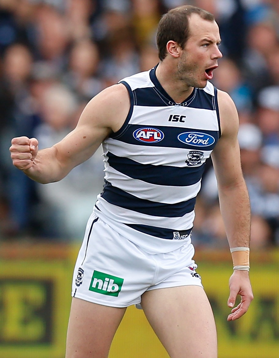 Trade Winds: Lions getting busy, Bucks' vision for Howe