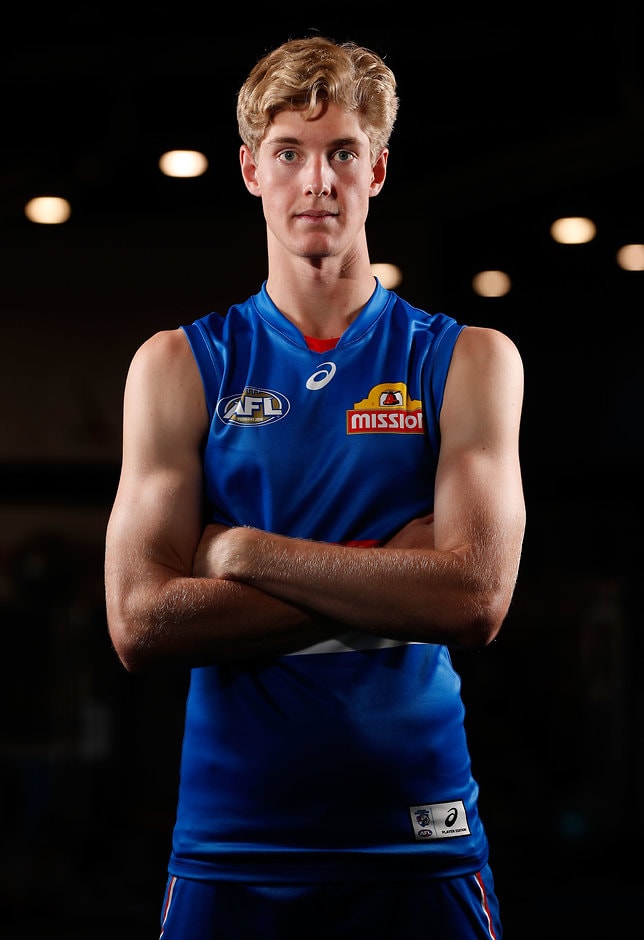 Tim English re-signs until the end of 2020