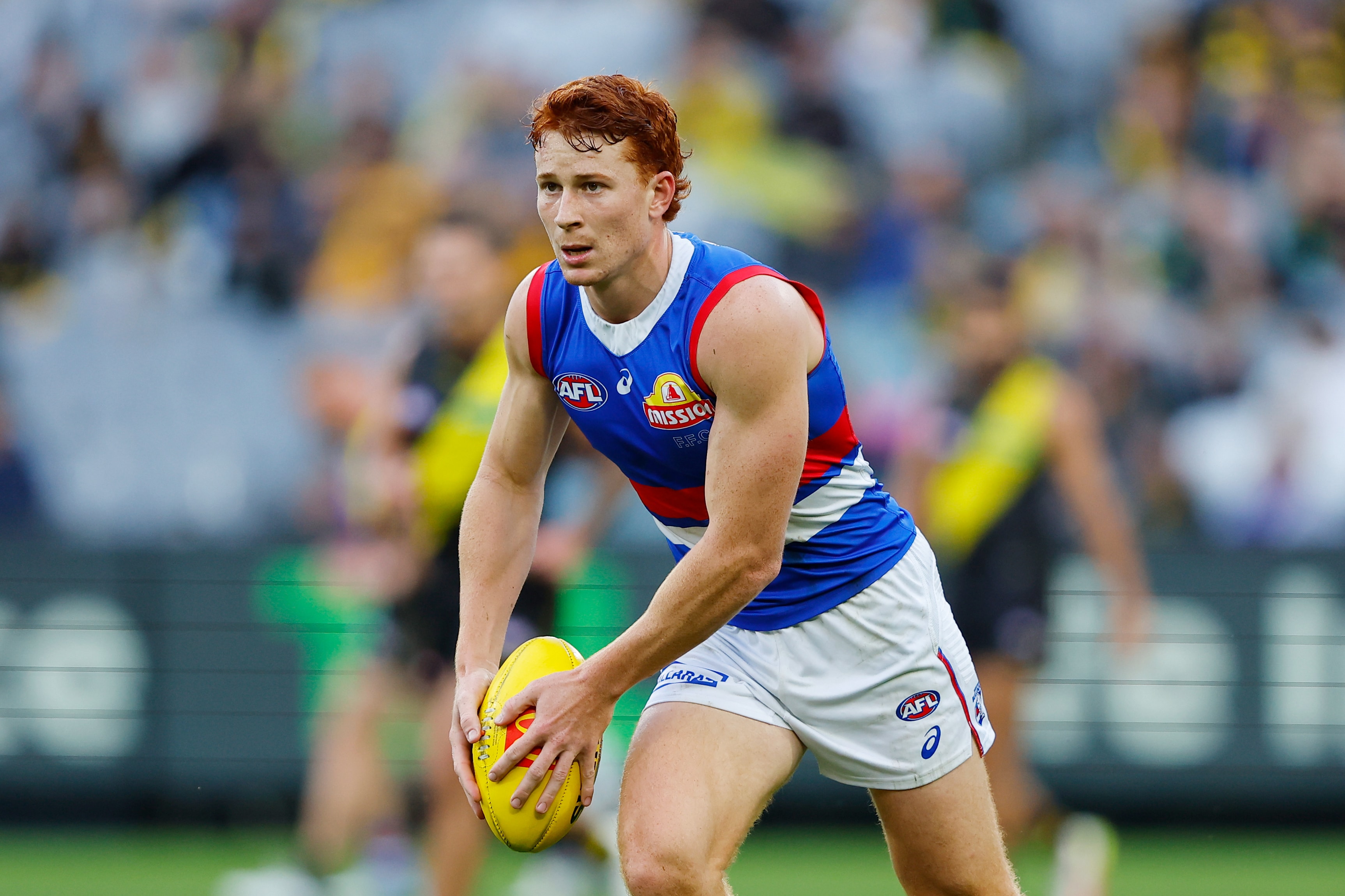 Dogs defender set for stunning return ahead of schedule