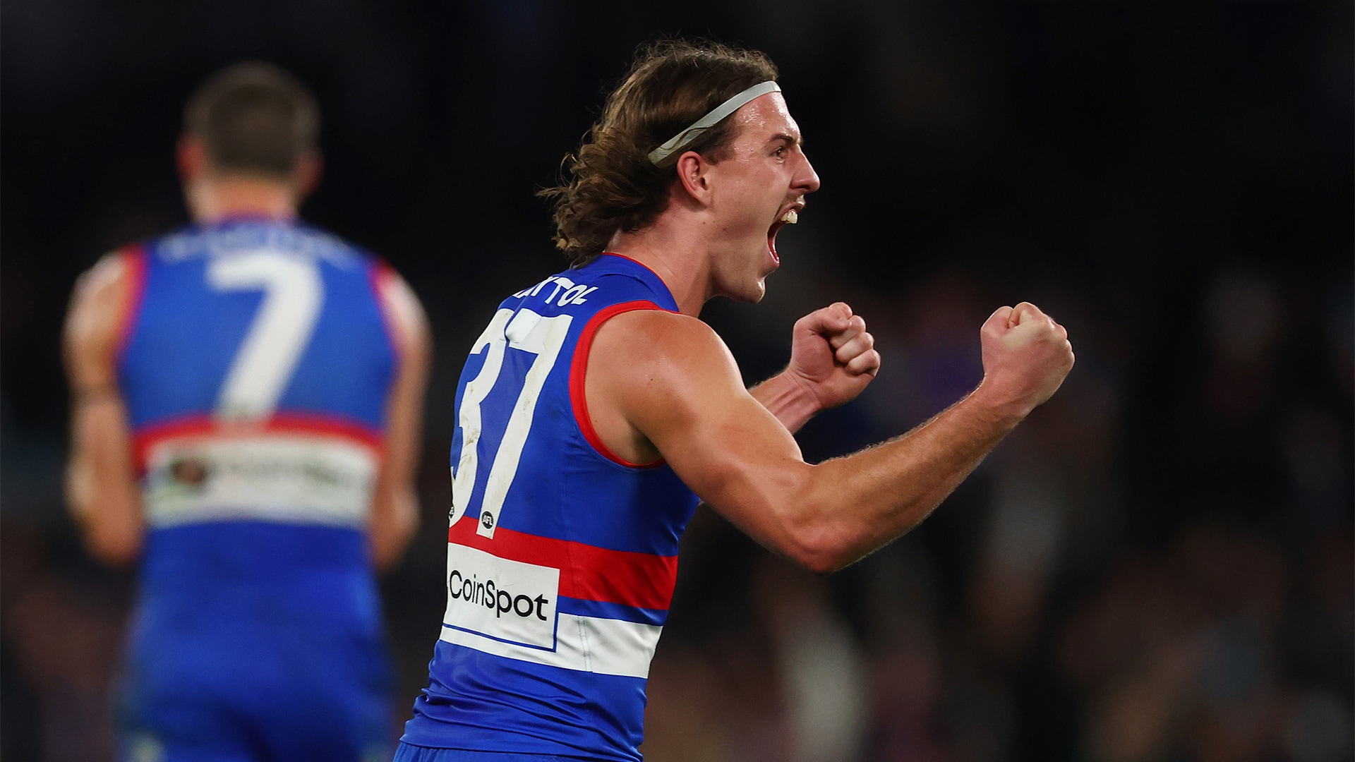 Bevo on Sellwood's mark, English's return