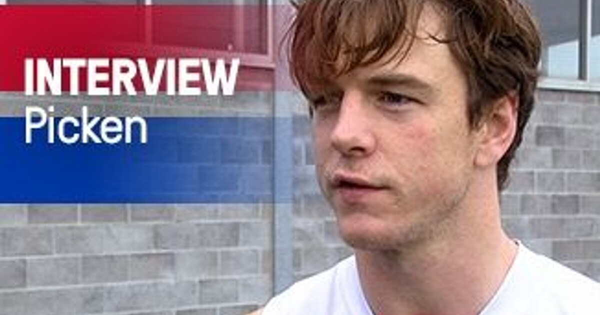 Picken signs new deal