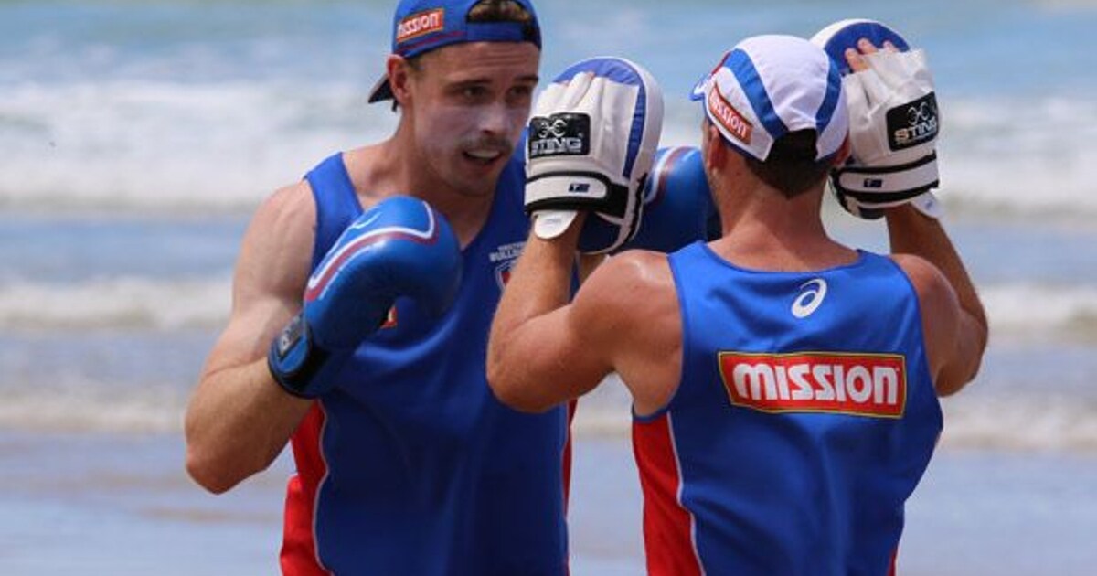 Bulldogs kick-off surf coast camp