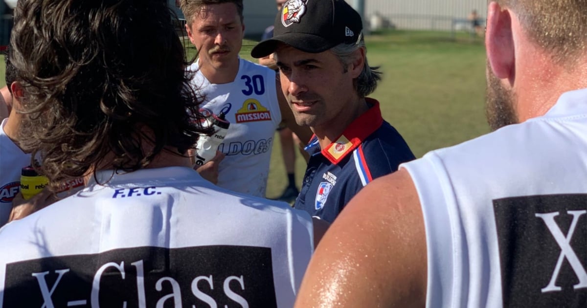 Giansiracusa named Assistant Coach of the Year