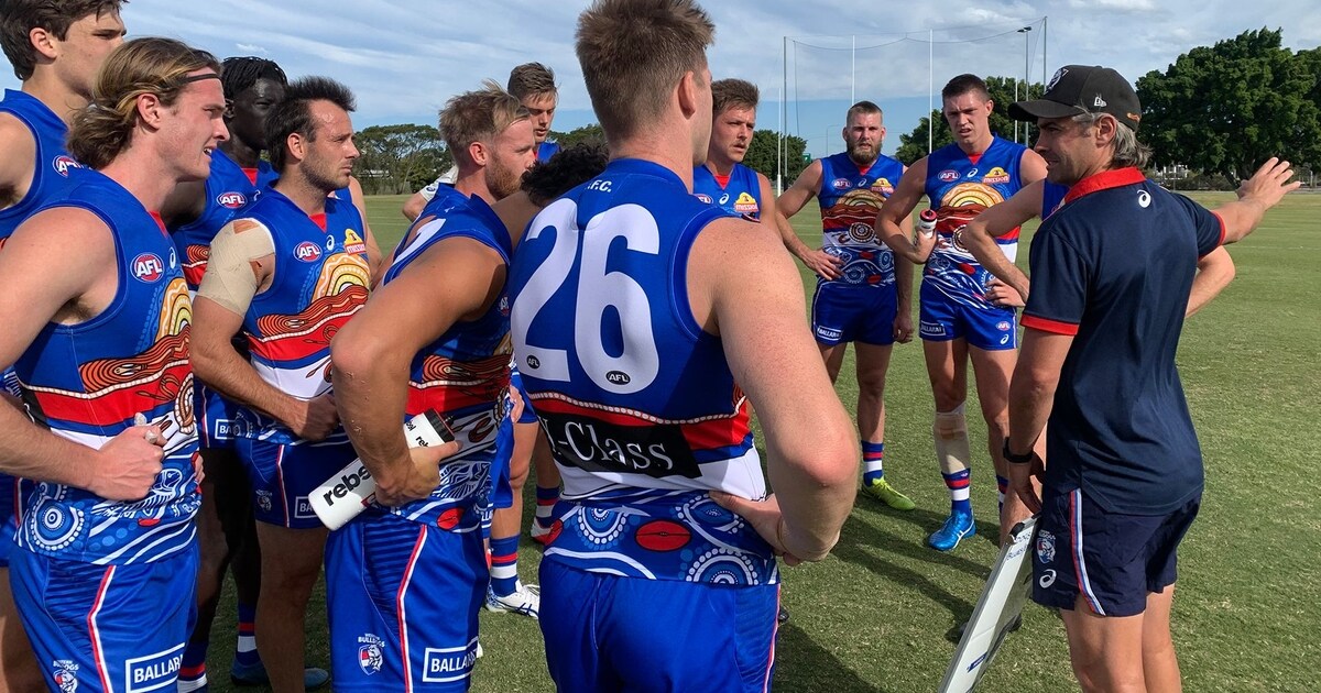 Hayes continues strong form