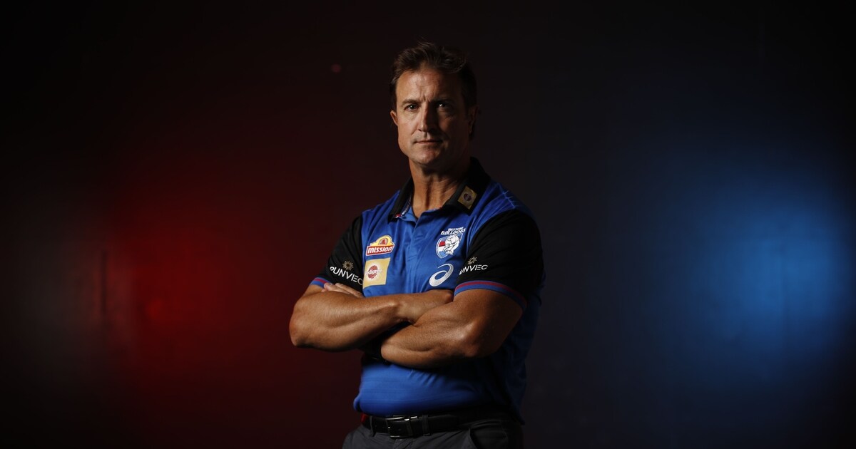Luke Beveridge - Coach Profile