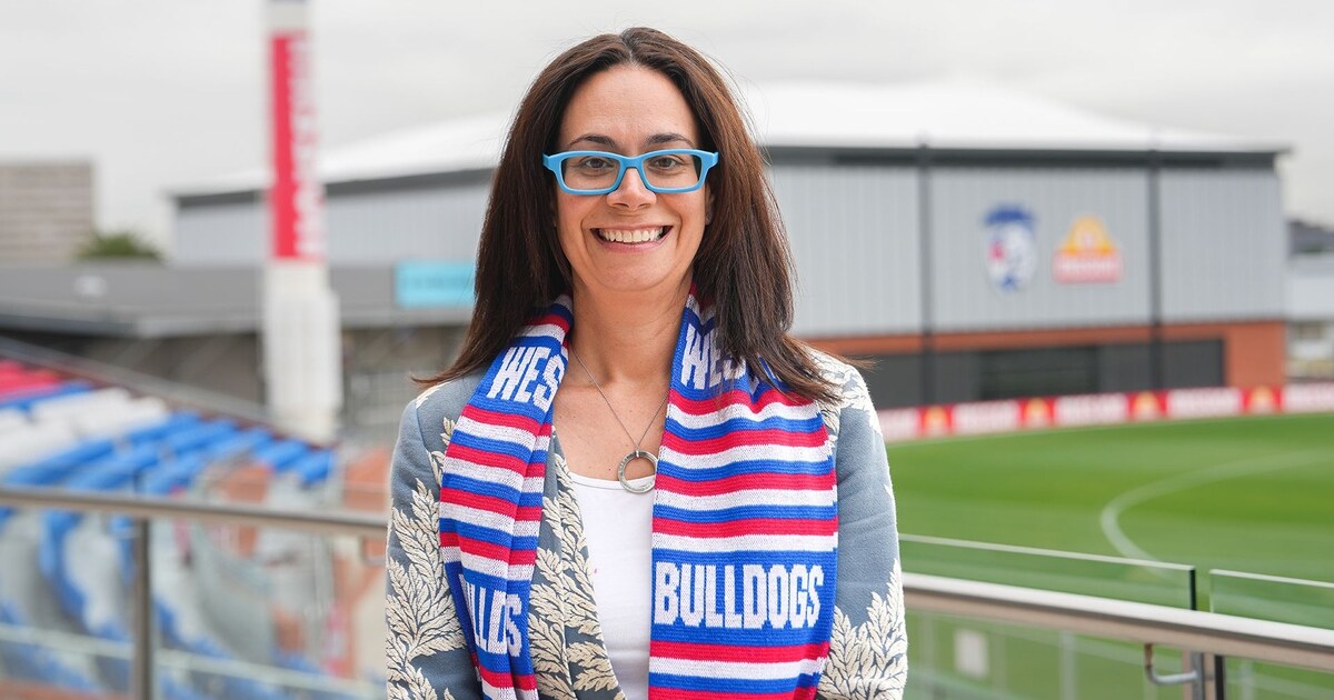 Perry to lead Bulldogs Community Foundation